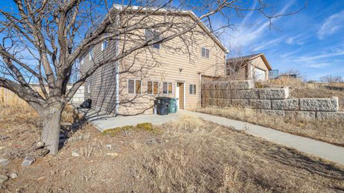 306 Hillview Dr, Box Elder, SD 57719 | Crexi.com