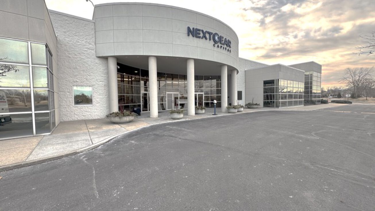 11799 N College Ave, Carmel, IN 46032 | Crexi.com