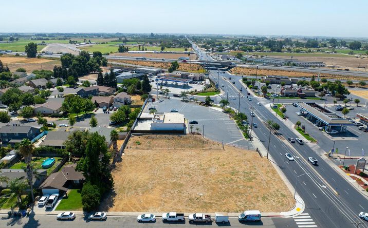 432 E Glenwood Ave, Turlock, CA 95380 | Crexi.com