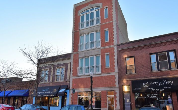 3824 N Clark St, Chicago, IL 60613 | Crexi.com