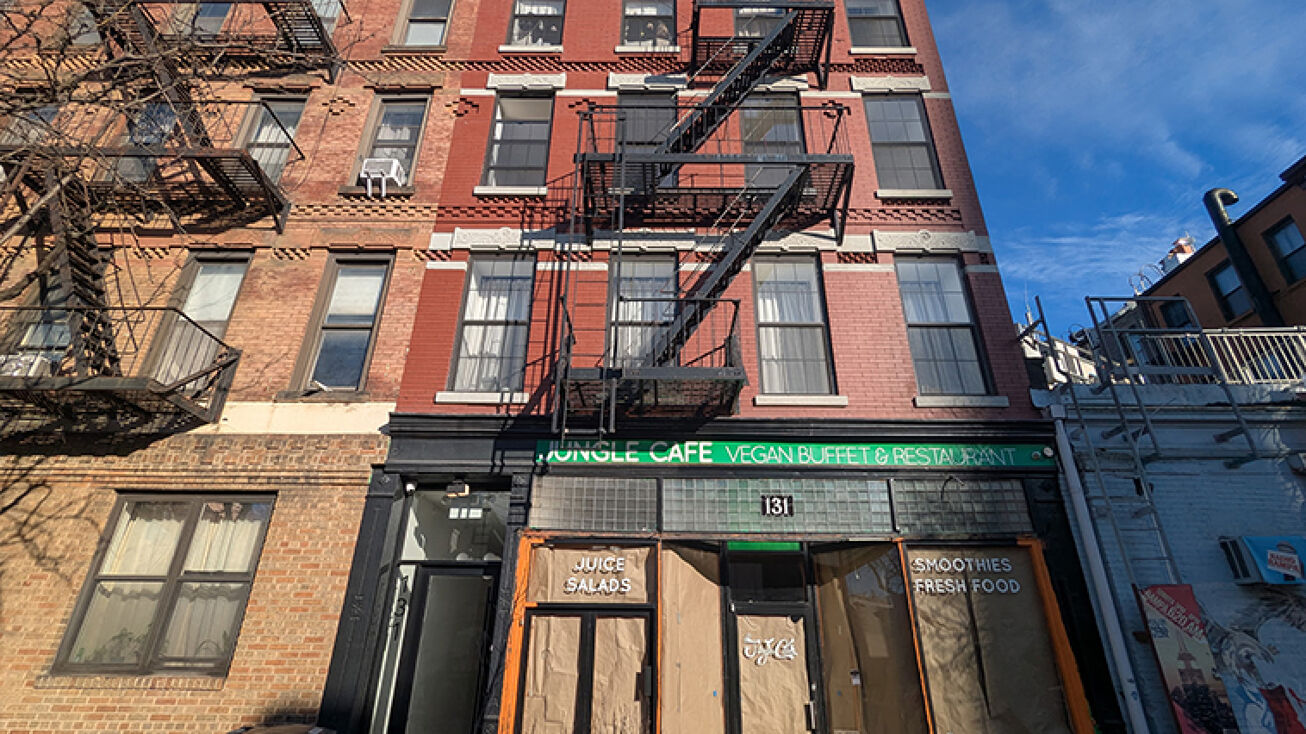 131 Greenpoint Ave, Brooklyn, NY 11222 | Crexi.com