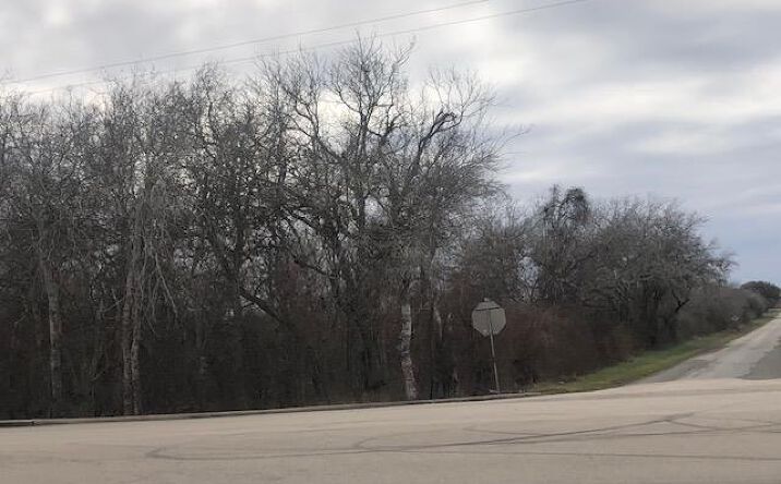 FM351, Beeville, TX 78102 | Crexi.com