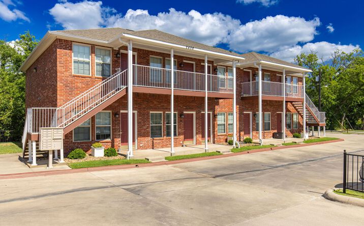1702 Bois D'Arc St, Commerce, TX 75428 | Crexi.com