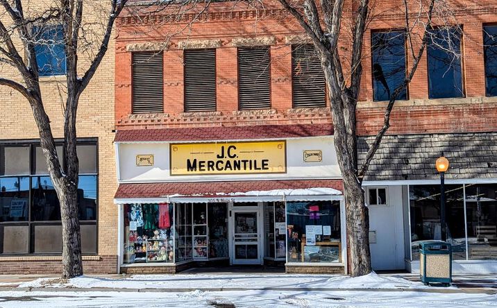 305 N Main St, Rocky Ford, CO 81067 | Crexi.com