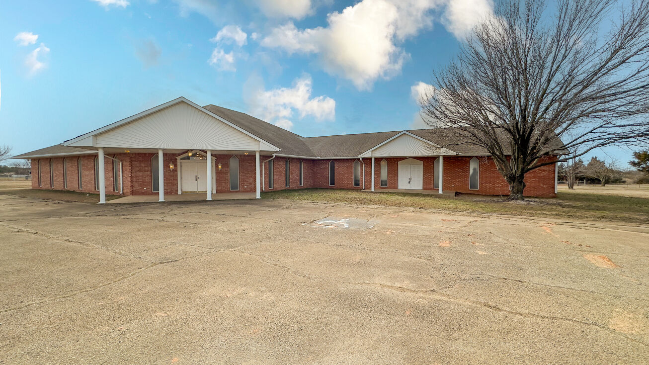 907 N Oklahoma St, Tryon, OK 74875 | Crexi.com