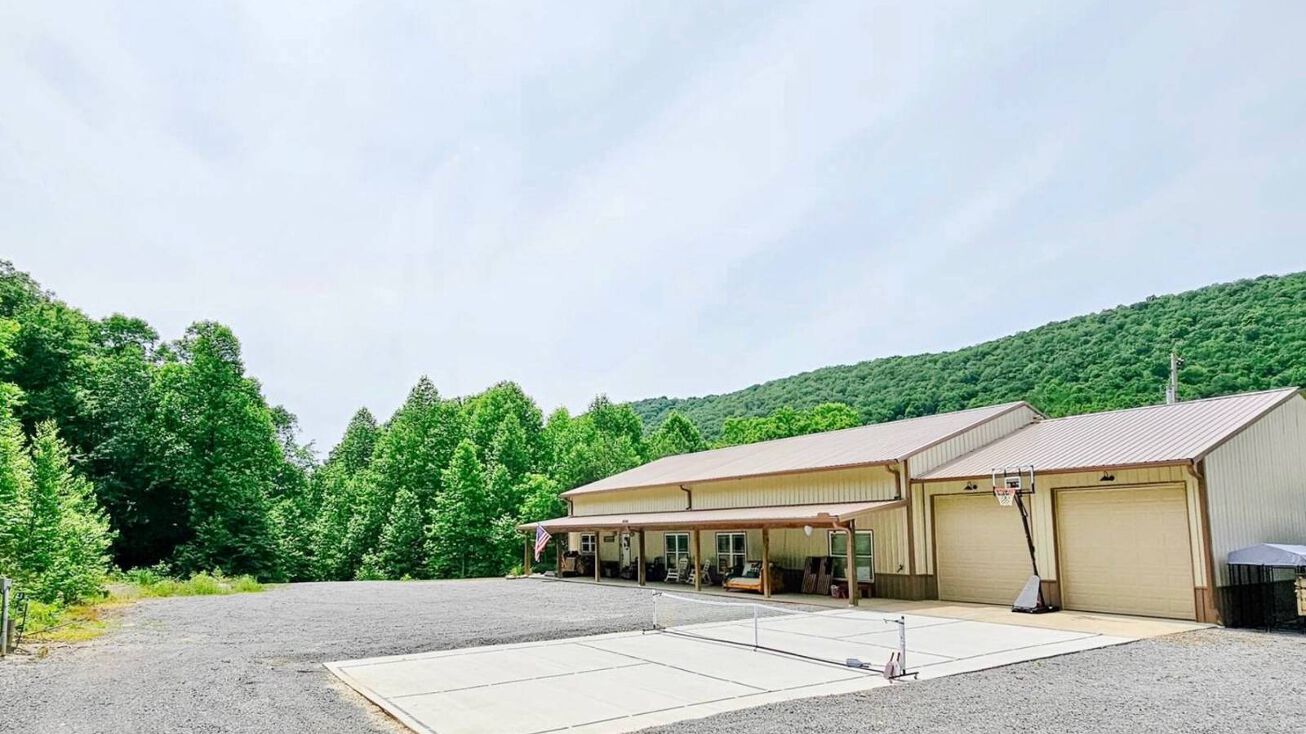 2625 Snake Hollow Rd, Sneedville, TN 37869 | Crexi.com