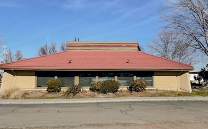 210 Penninger Rd, Medford, OR 97502 | Crexi.com