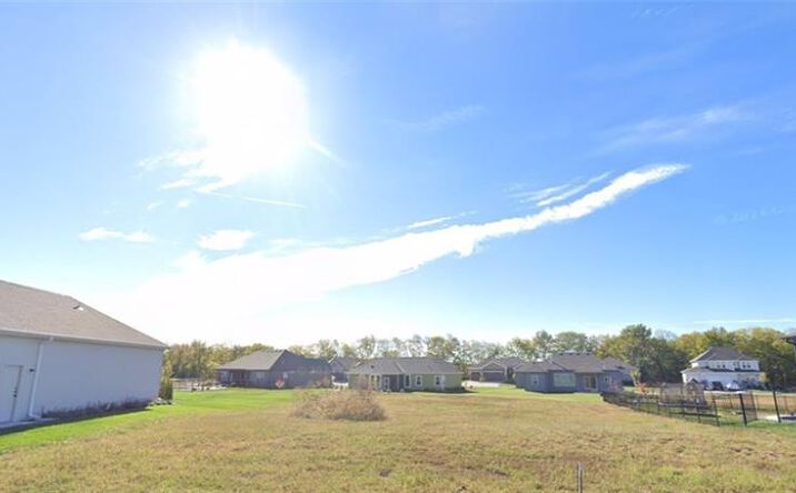 805 W Solomon Drive, Lee's Summit, MO 64086 | Crexi.com