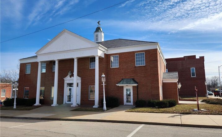 3 E Wea Street, Paola, KS 66071 | Crexi.com