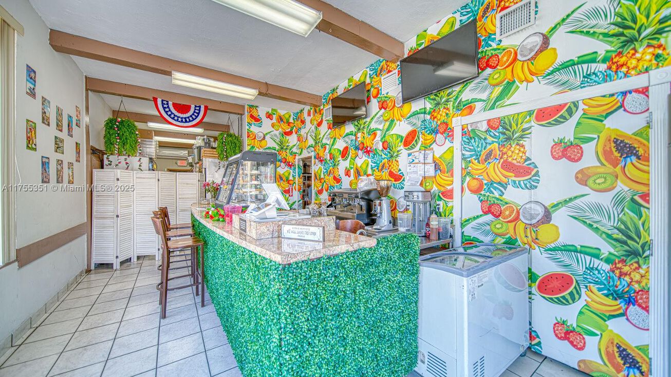 Cuban Restaurant Centrically Located In Hialeah On Palm Ave, Hialeah ...