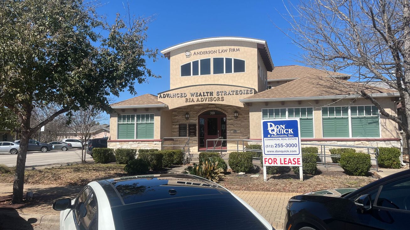 310 W Main St, Round Rock, TX 78664 | Crexi.com