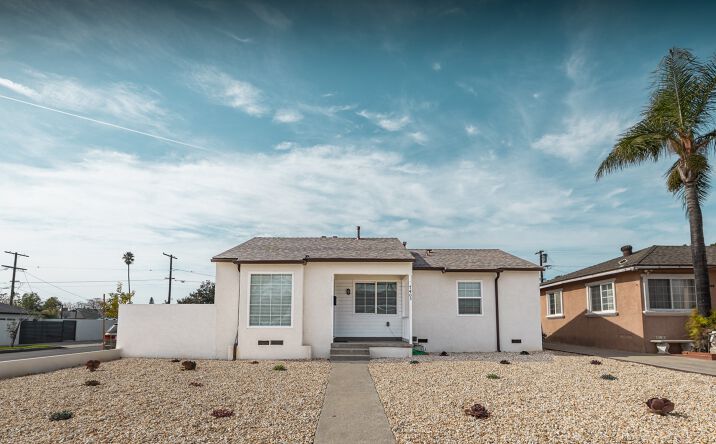 6827 Radford Ave, Los Angeles, CA 91605 | Crexi.com