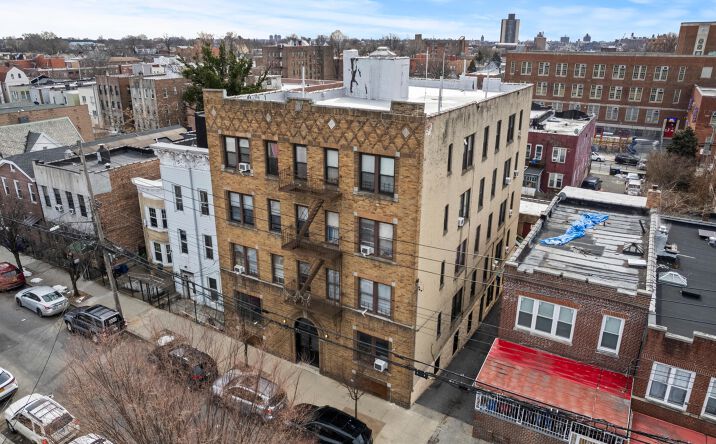 726 E 227th St, The Bronx, NY 10466 | Crexi.com
