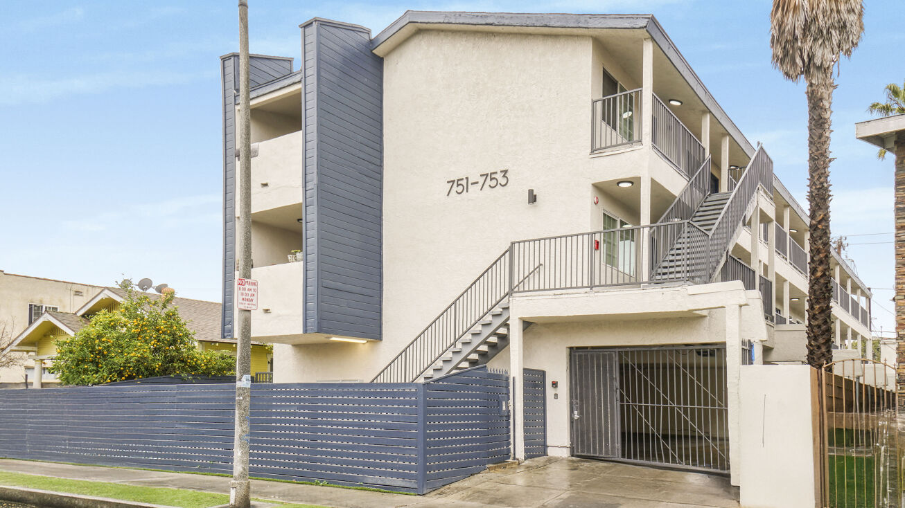 753 Cerritos Ave Long Beach Ca 90813