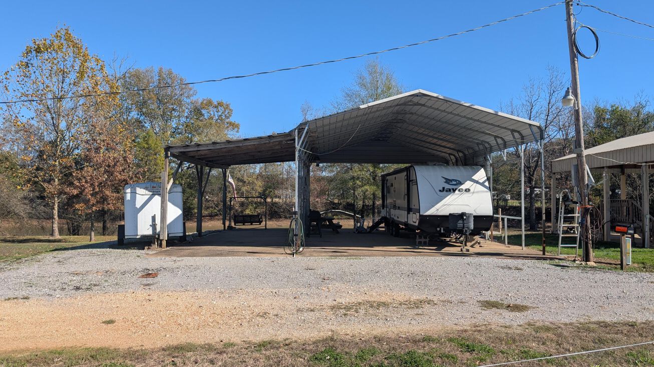 260 Peavy Cove, Decaturville, TN 38329 | Crexi.com