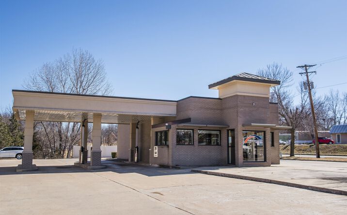 3633 Maine Street, Quincy, IL 62305 | Crexi.com