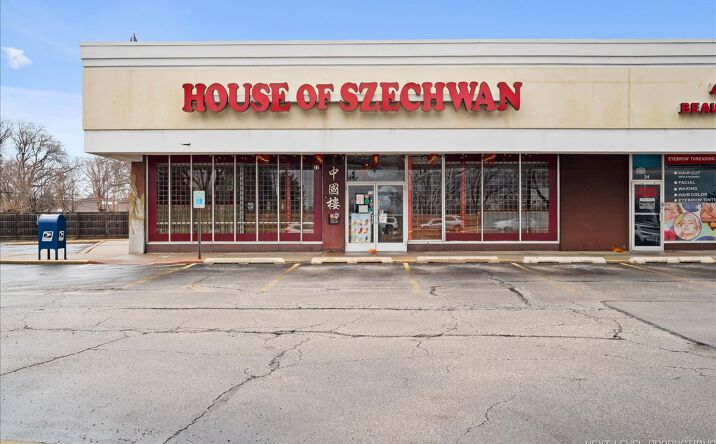 22 E Northwest Hwy, Des Plaines, IL 60016 | Crexi.com