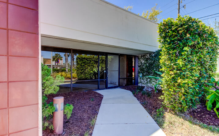 10333 Seminole Blvd, Seminole, FL 33778 | Crexi.com