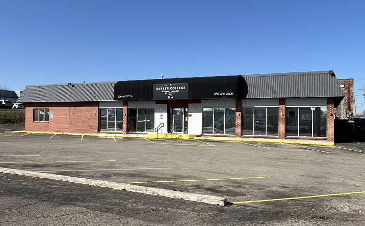 Topeka, KS Commercial Real Estate for Sale | Crexi.com