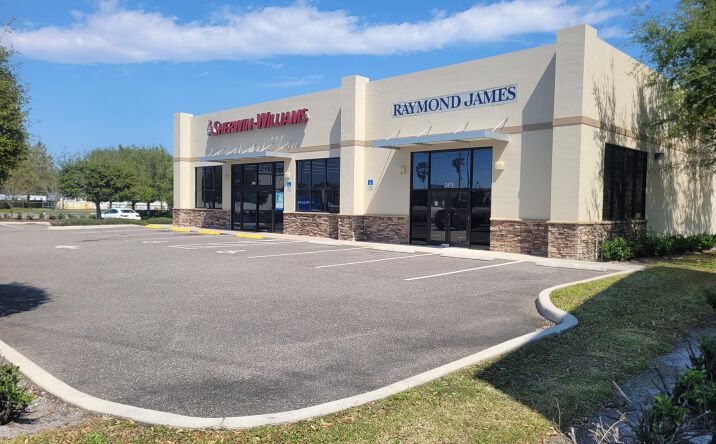 2480 US 27 N Sebring FL 33870-1867 APN: S-23-34-28-A00-0291-0000 ...