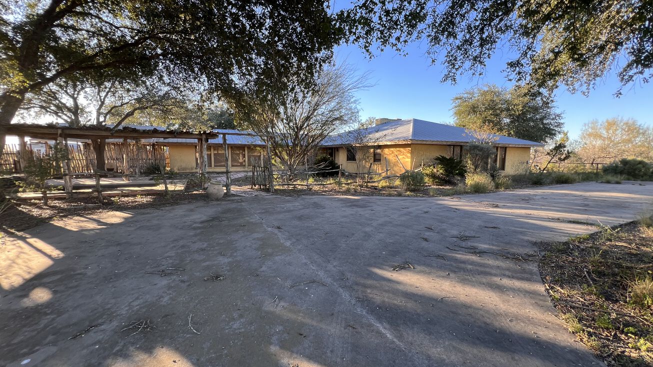 J. D. White Rd 1, Freer, TX 78384 | Crexi.com