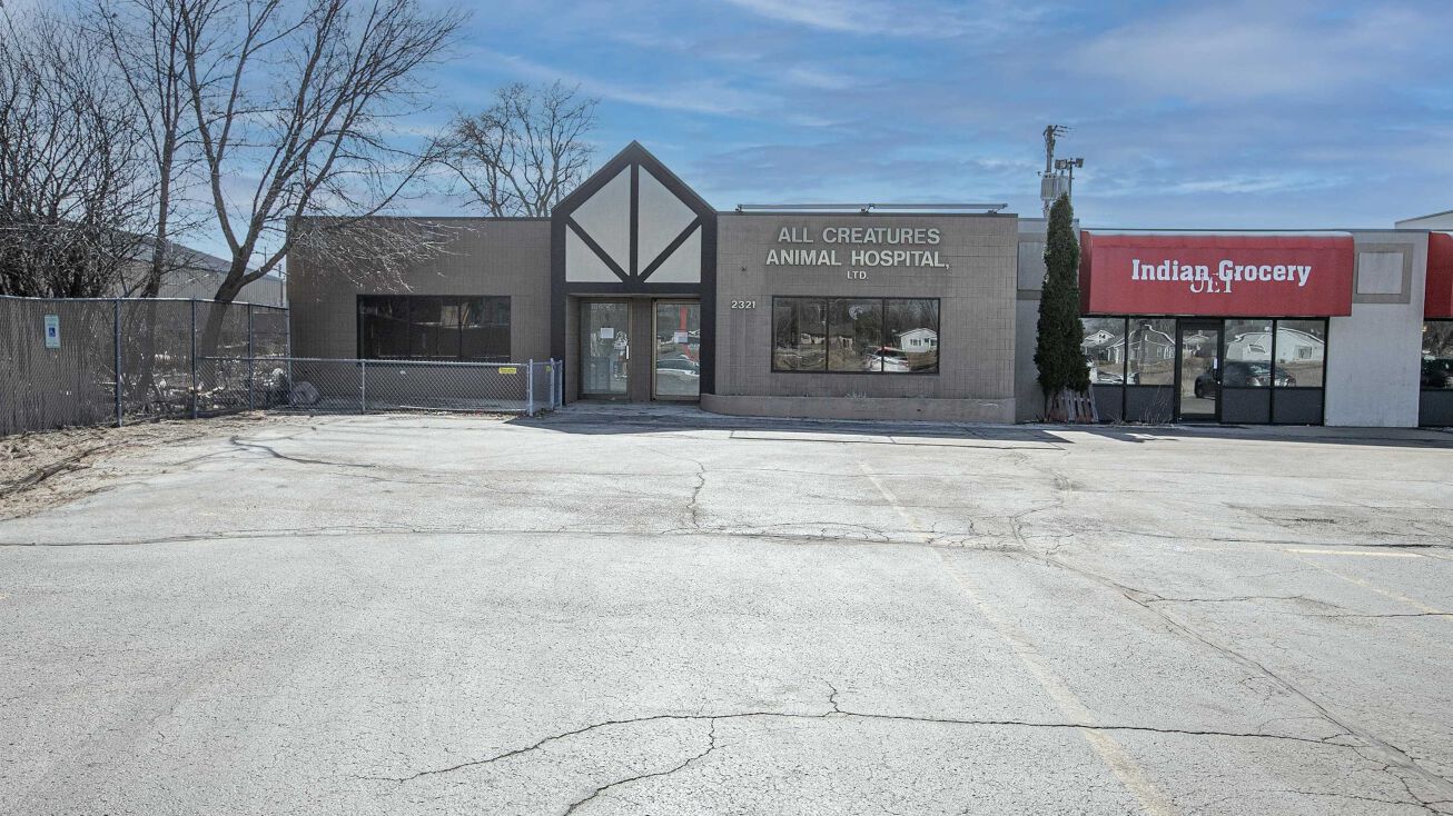 2321 W Wisconsin Avenue, Appleton, WI 54914 | Crexi.com