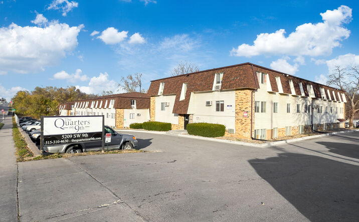 5209 SW 9th St, Des Moines, IA 50315 | Crexi.com