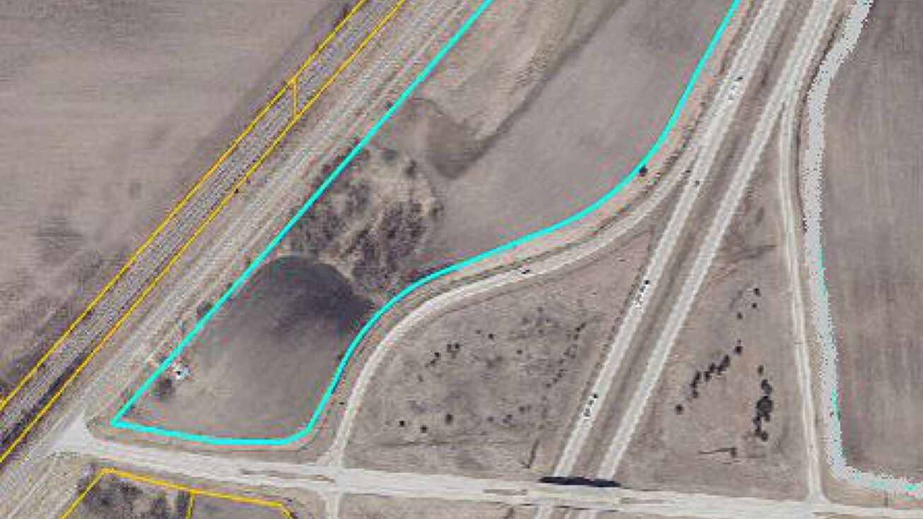 8667 Old Rte 66, Shirley, IL 61772 | Crexi.com