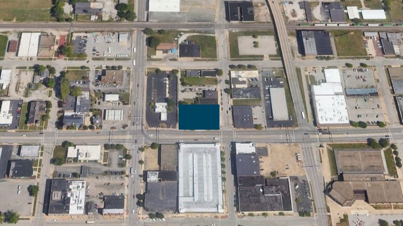 160 E Eldorado St, Decatur, IL 62523 | Crexi.com