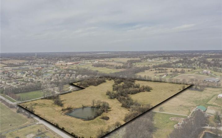 211th Peculiar Way, Peculiar, MO 64078 | Crexi.com