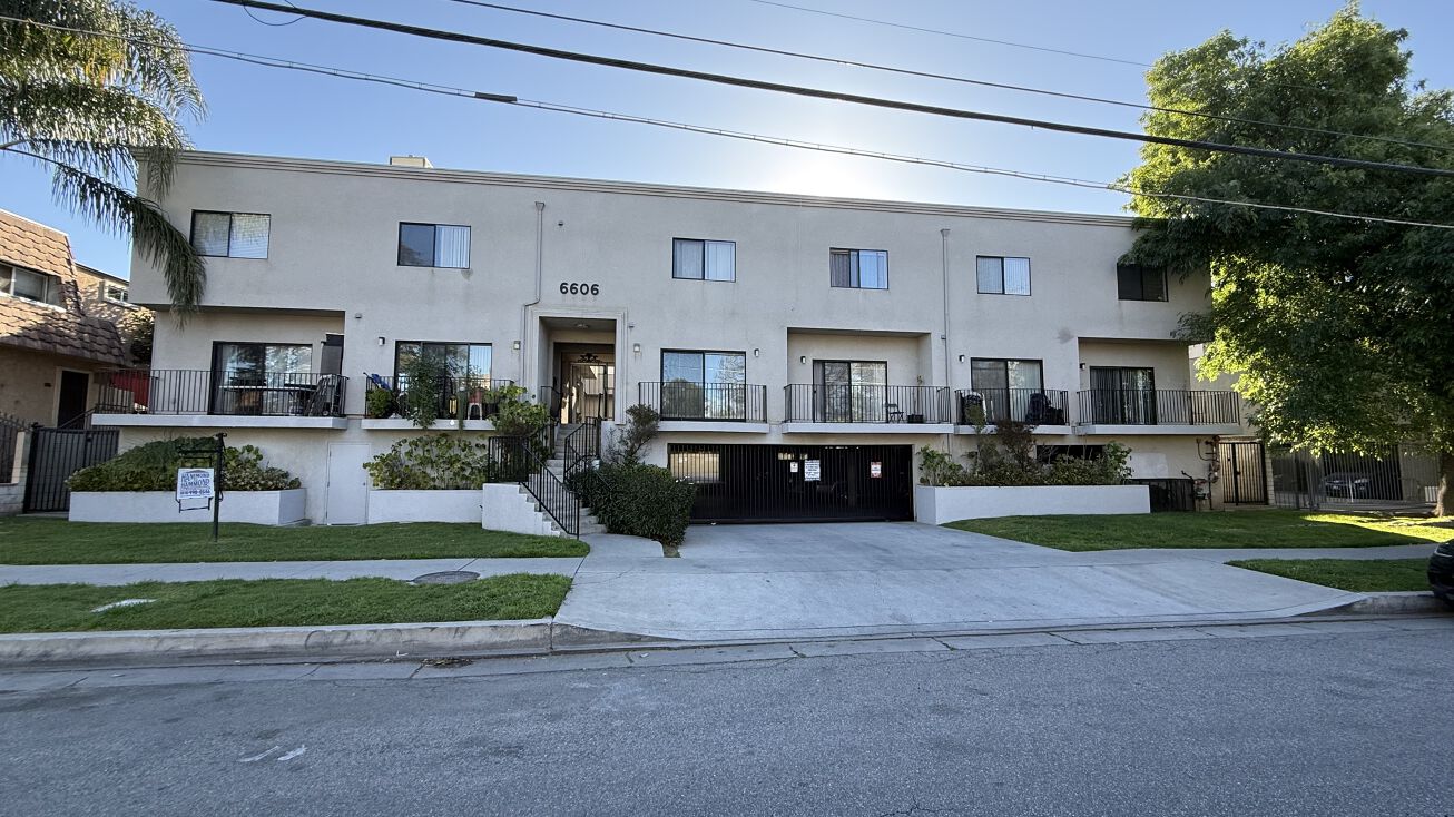 6606 Hazeltine Ave, Los Angeles, CA 91401 | Crexi.com