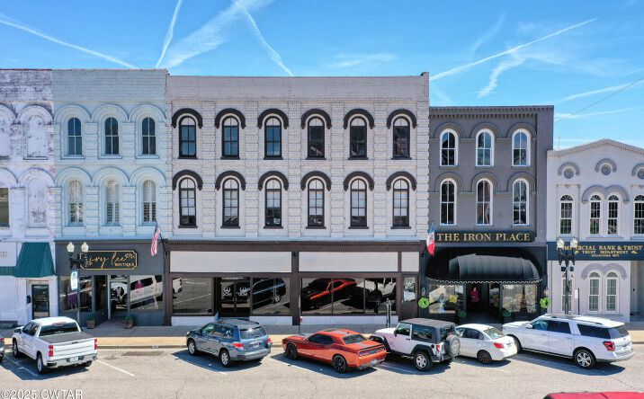 207 Blakemore, Paris, TN 38242 | Crexi.com