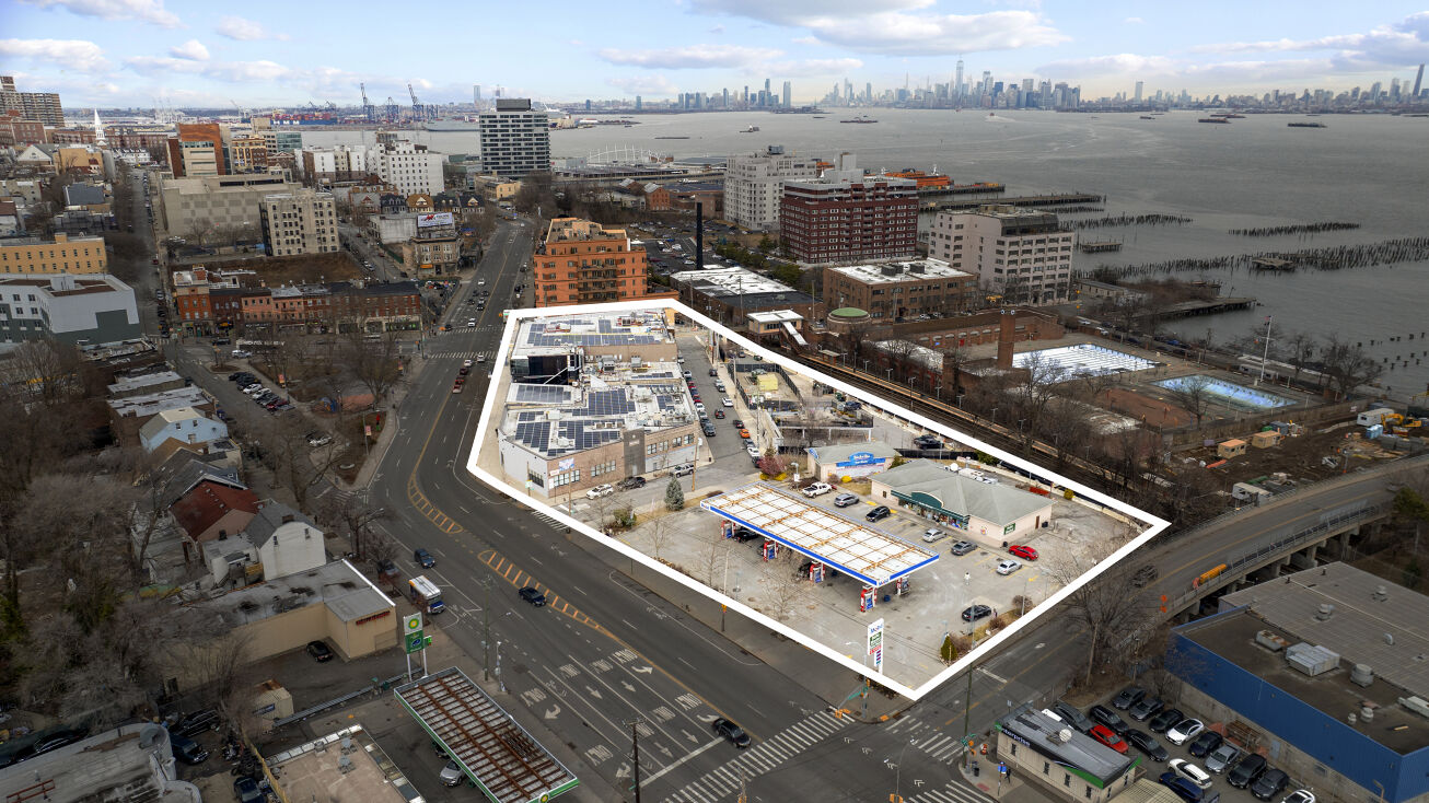 181 Bay St, Staten Island, NY 10301 | Crexi.com