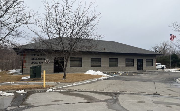 5805 S 118th Cir, Omaha, NE 68137 | Crexi.com