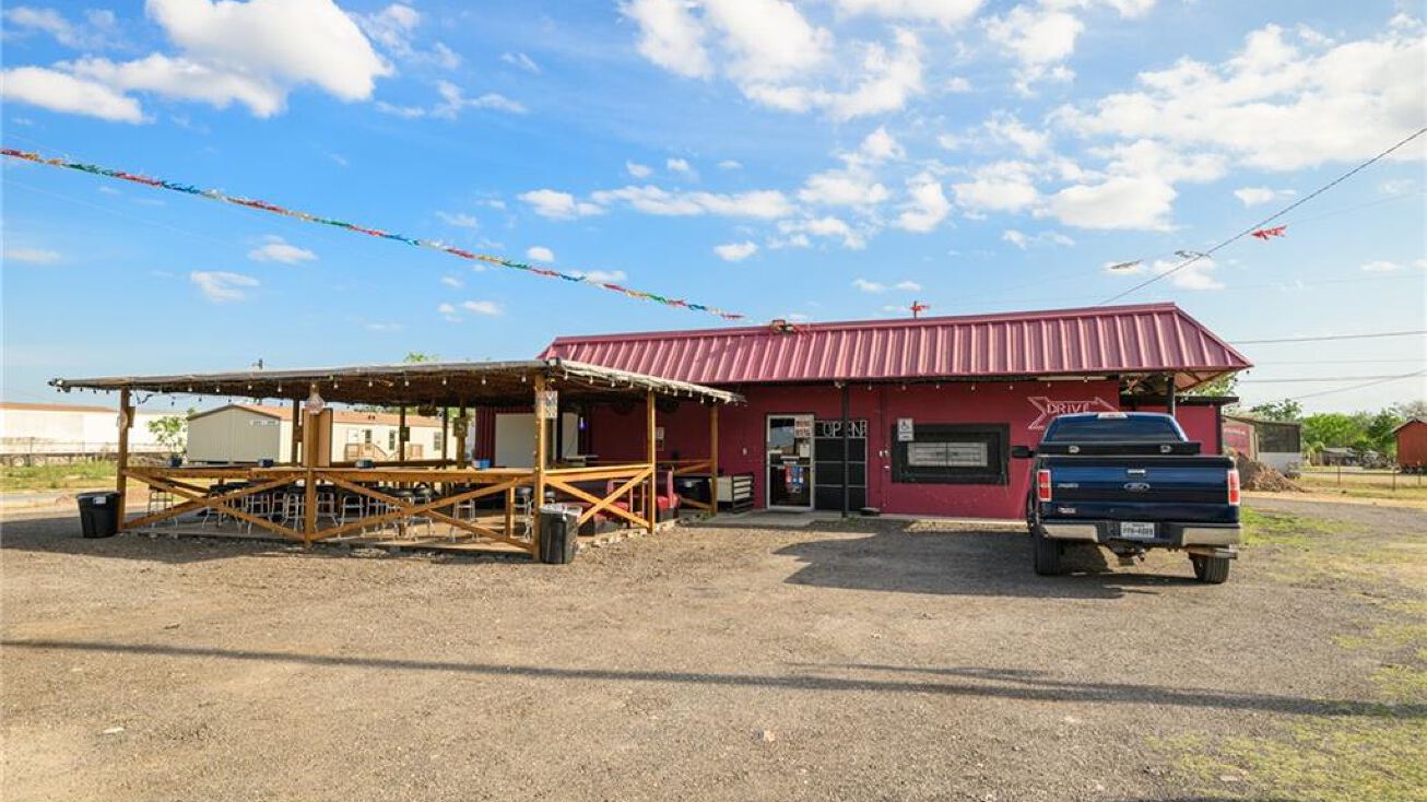 205 W Main Street, Sebastian, TX 78594 | Crexi.com