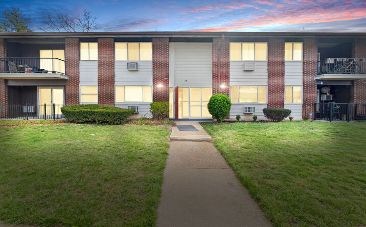 7411 Sieloff Dr, Hazelwood, MO 63042 | Crexi.com