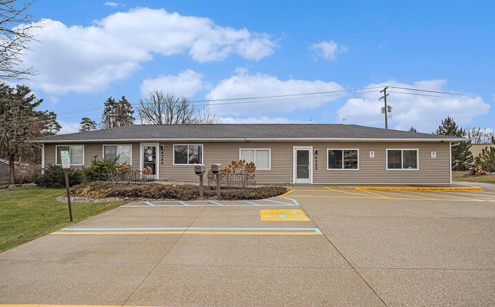 4742 4744 Beckley Rd, Battle Creek, MI 49015 | Crexi.com