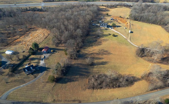 10667 Alvaton Rd, Alvaton, KY 42122 | Crexi.com