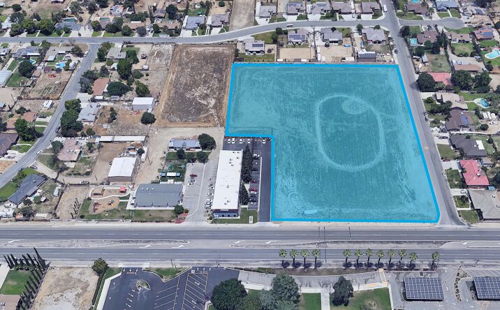 SWQ Rosedale Hwy & Old Farm Road, Bakersfield, CA 93312 | Crexi.com