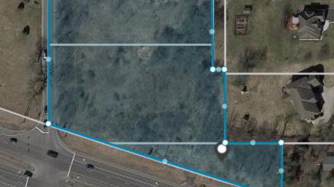 245 W US Hwy 30, Valparaiso, IN 46385 | Crexi.com