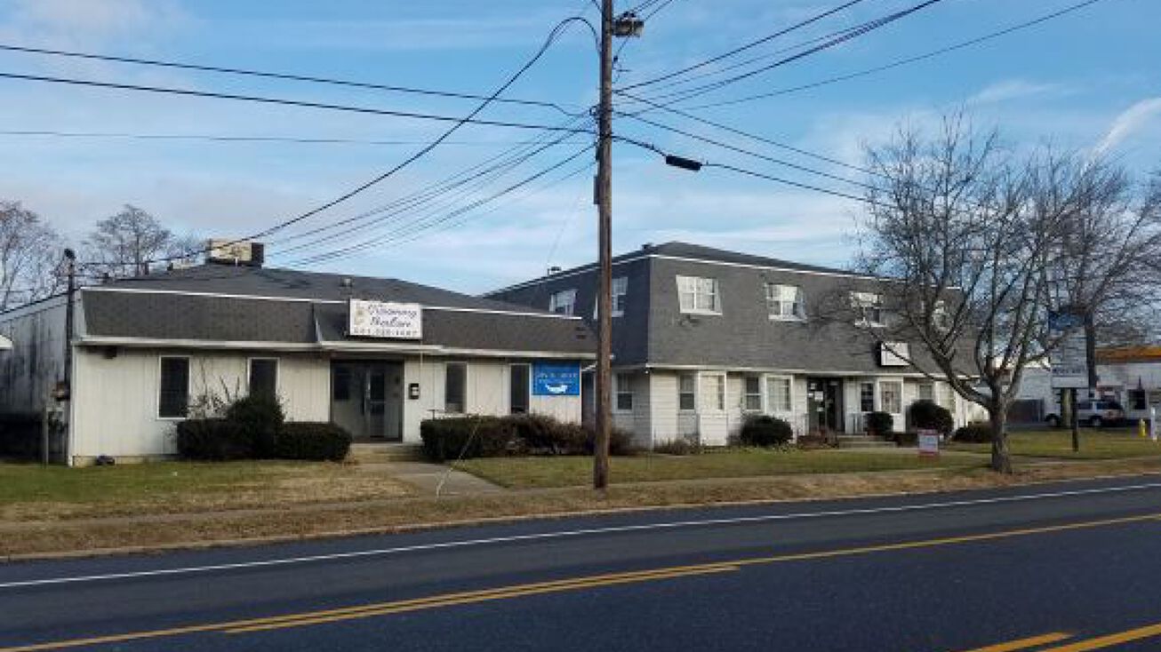 691 Montauk Highway, Shirley, NY 11967 | Crexi.com