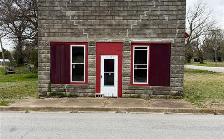 512 W Main Street, Weir, KS 66781 | Crexi.com