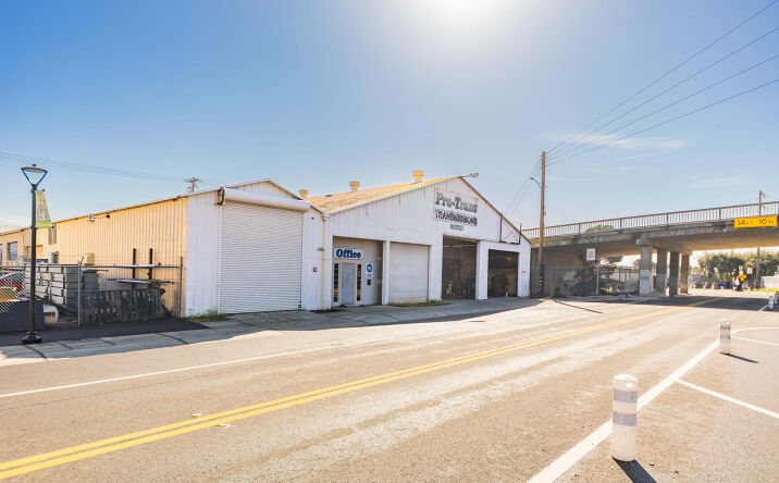 1113 Center Street, Redding, CA 96001 | Crexi.com