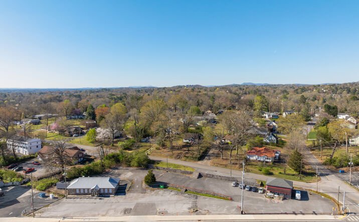 3904 RINGGOLD RD East Ridge TN 37412-1642 APN: 168EN01701 | Crexi.com