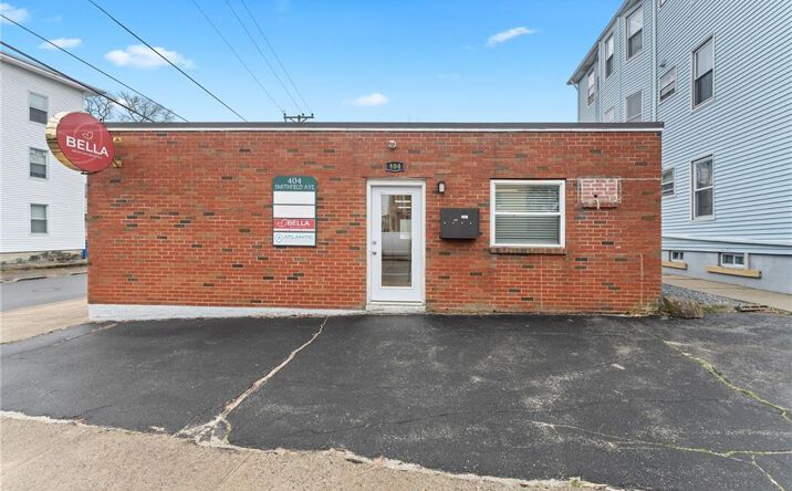 404 Smithfield Avenue, Pawtucket, RI 02860 | Crexi.com