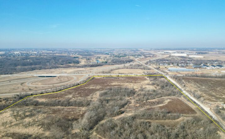 Fleur Drive and County Line Road, Des Moines, IA 50321 | Crexi.com