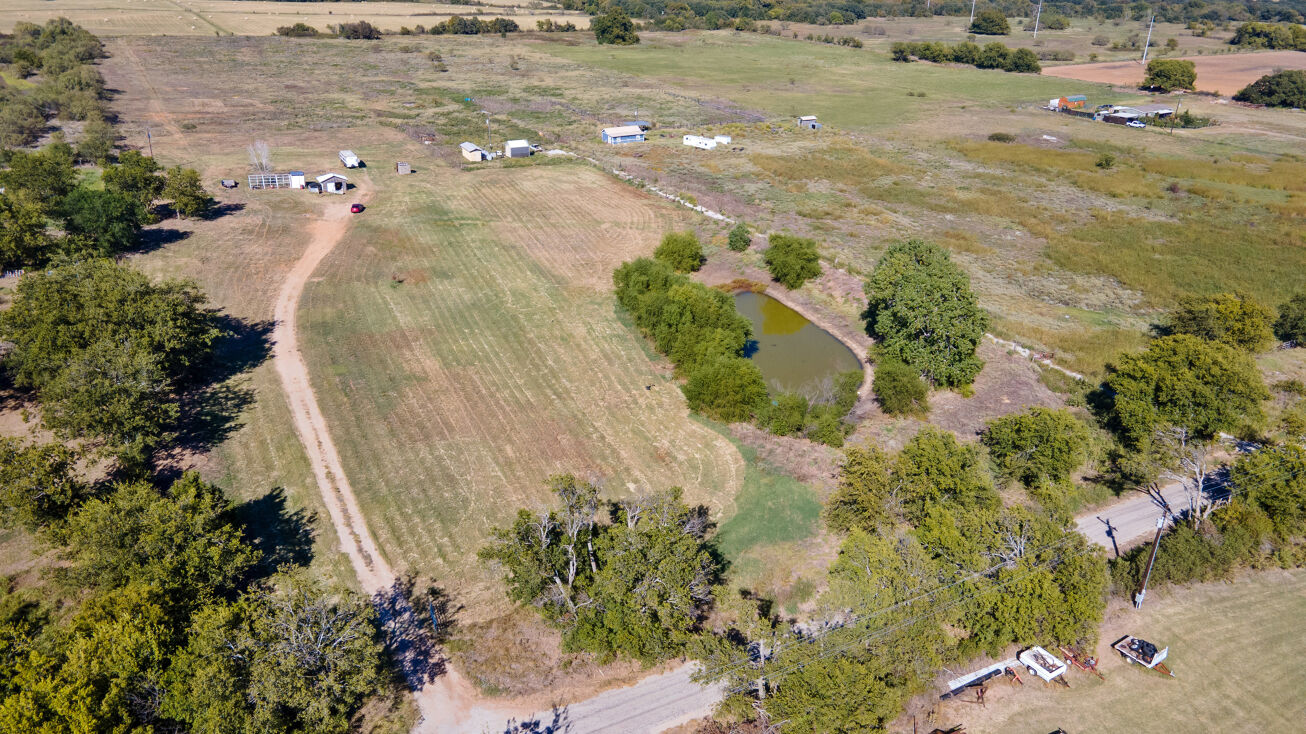 1939 County Road 1886, Sunset, TX 76270 | Crexi.com