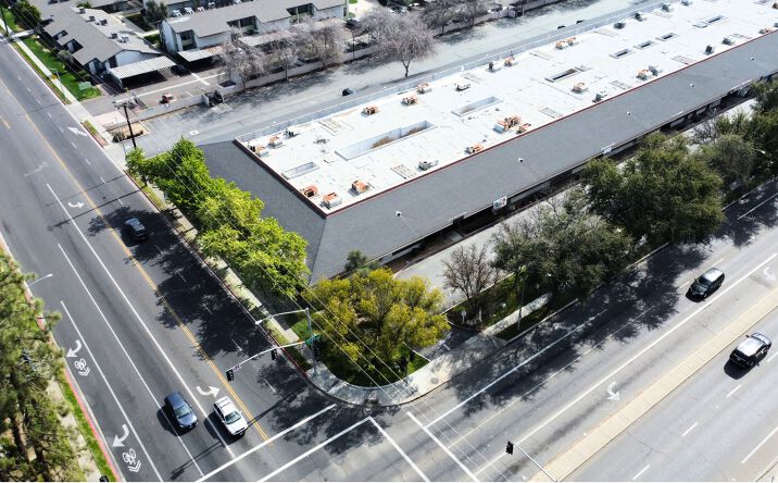 3710 N First St, Fresno, CA 93726 | Crexi.com