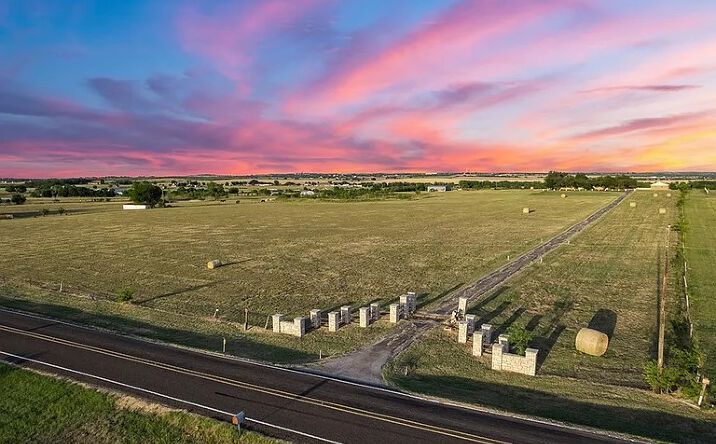 3739 N FM 2184, Rogers, TX 76569 | Crexi.com