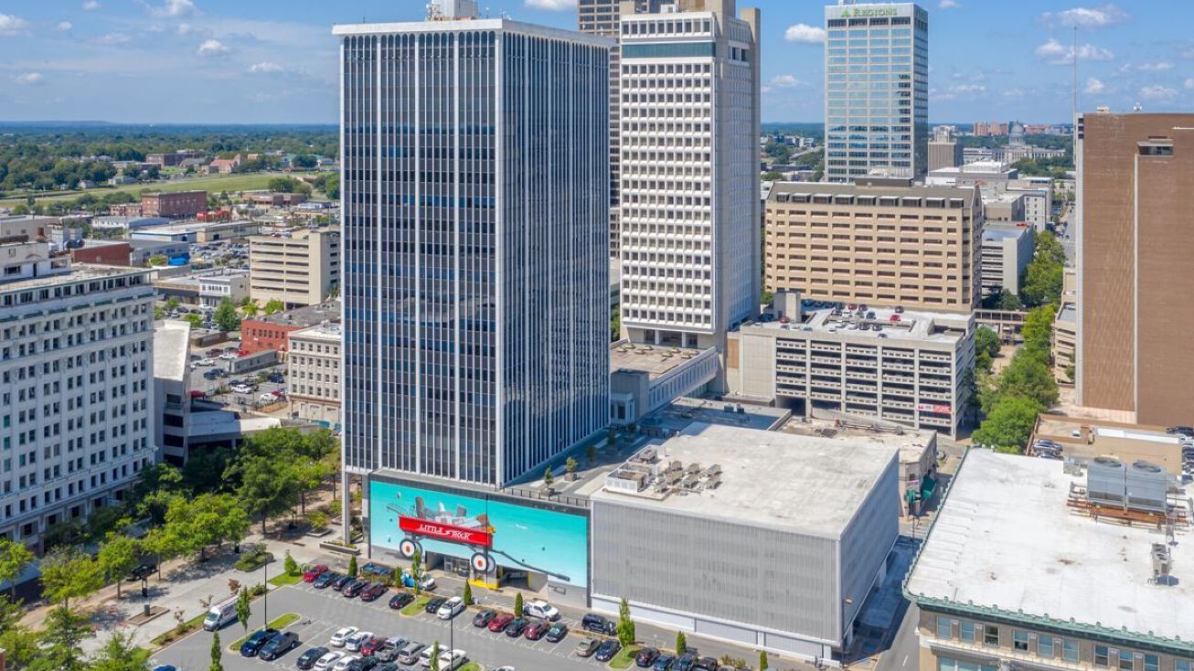 124 W Capitol Ave, Little Rock, AR 72201 | Crexi.com